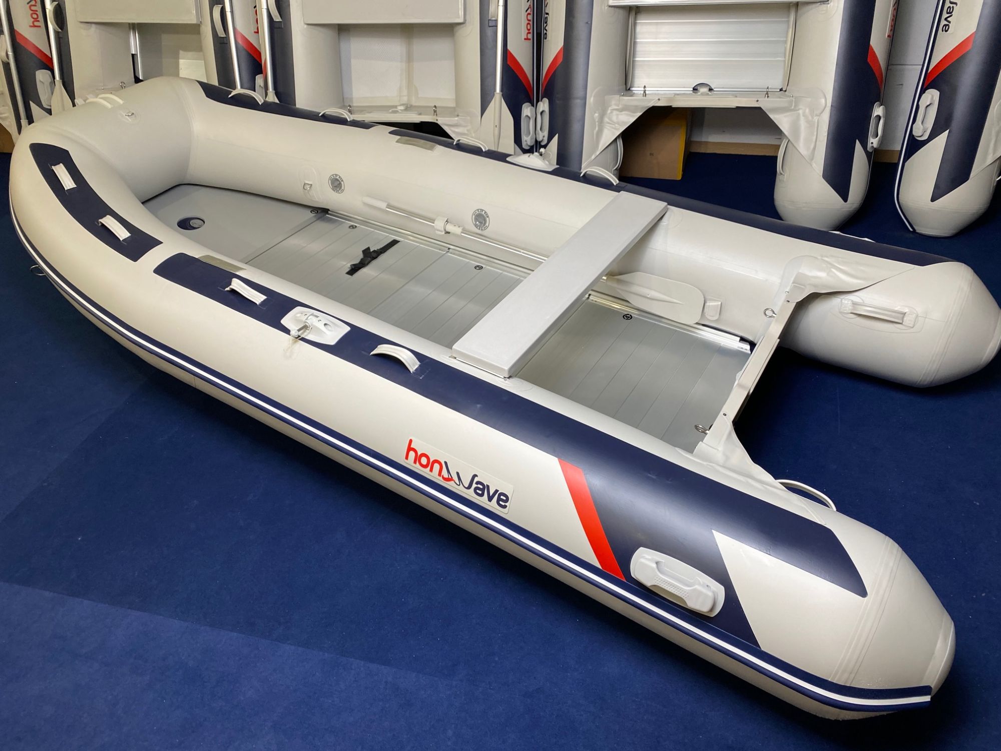 Honda Honwave T40AE3 4-Meter Schlauchboot