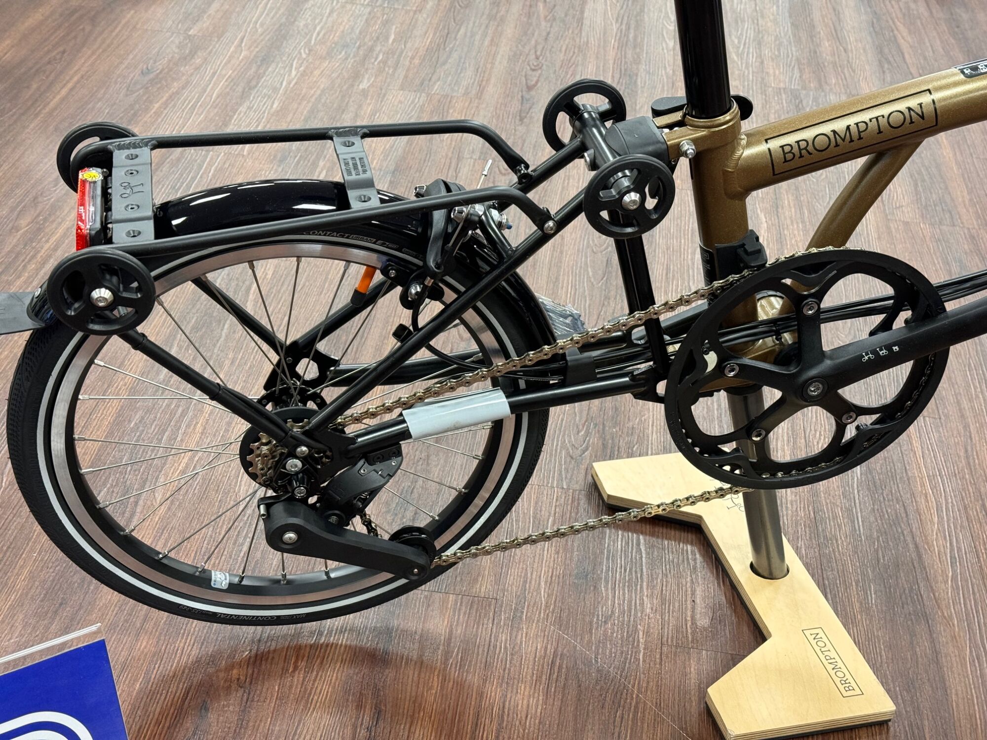 Brompton Electric P Line Explore (12-Gang) Bronze Sky Mittlerer Lenker ...