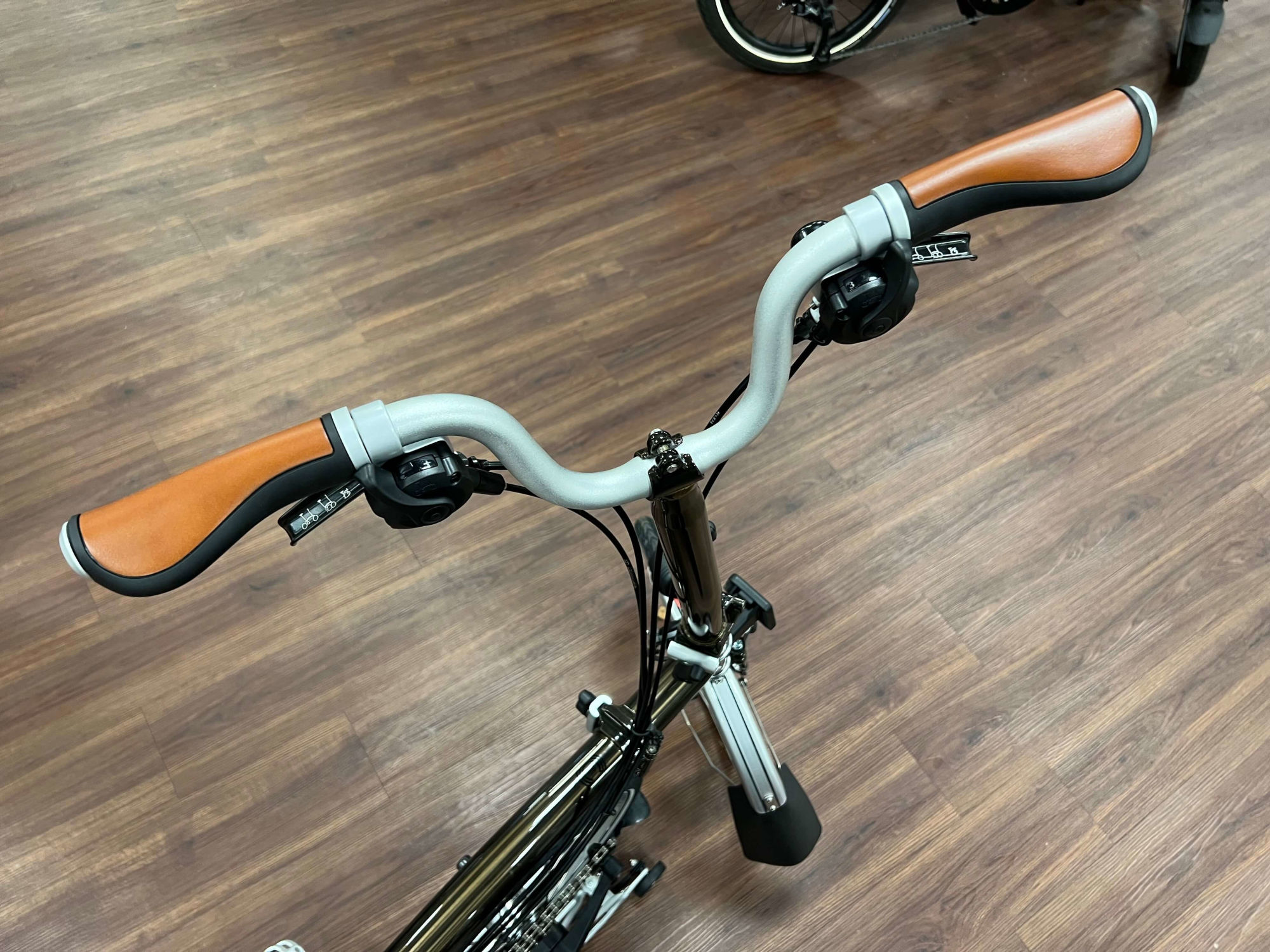 Brooks Ergonomic Ledergriffe Honey 130/130