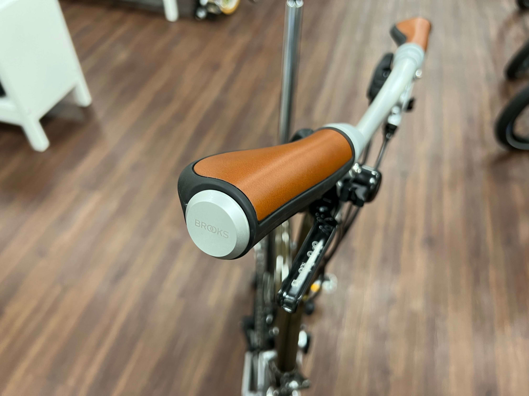 Brooks Ergonomic Ledergriffe Honey 130/130